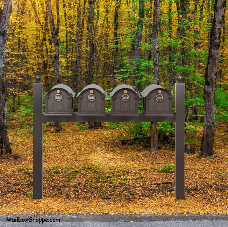 Balmoral Quad Mailbox Package